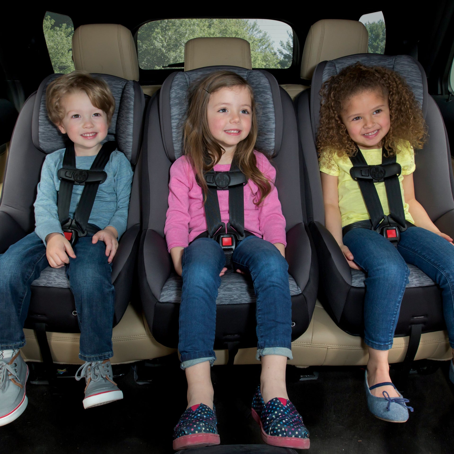 Cosco Kids MightyFit™ 65 DX Convertible Car Seat
